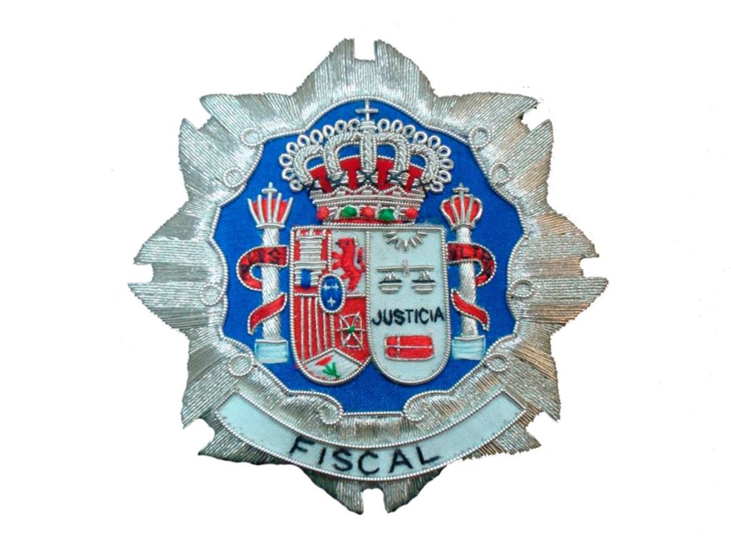 ESCUDO PARA TOGA, FISCAL