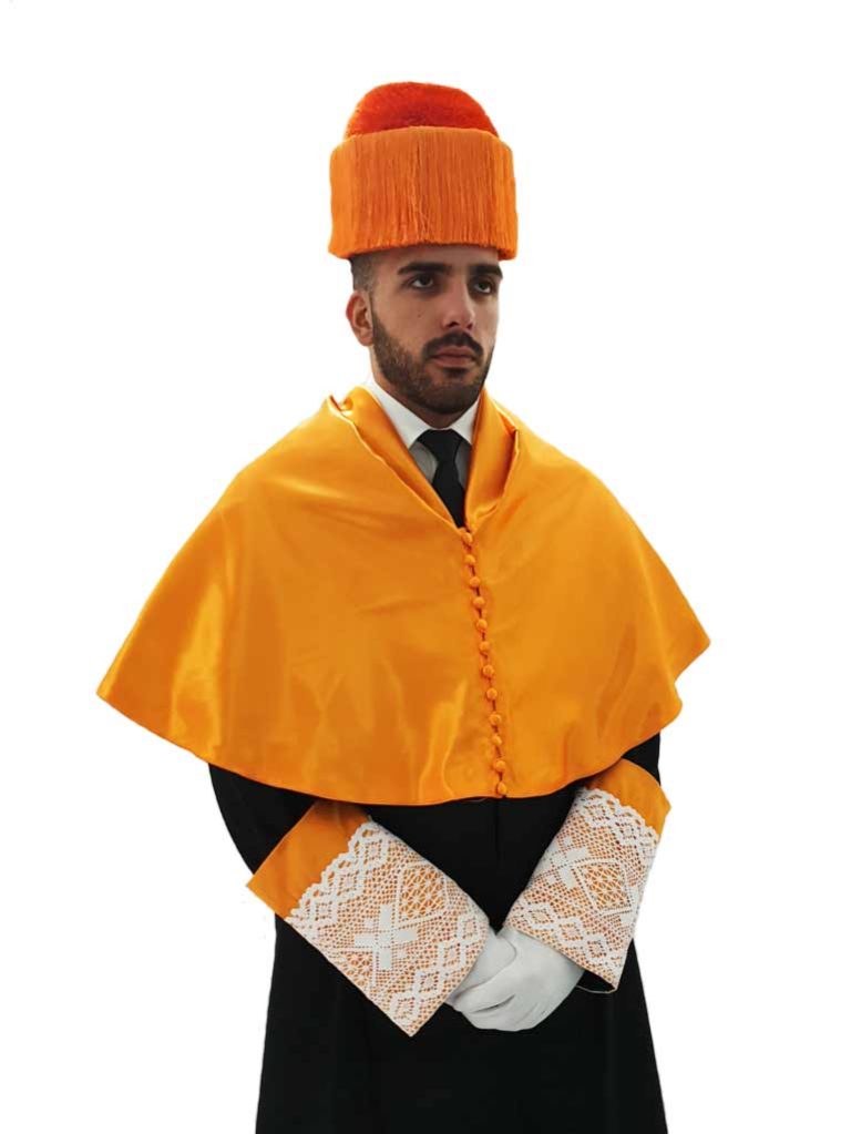 Traje para Doctorado completo Togas Muceta Puñeta y Birrete